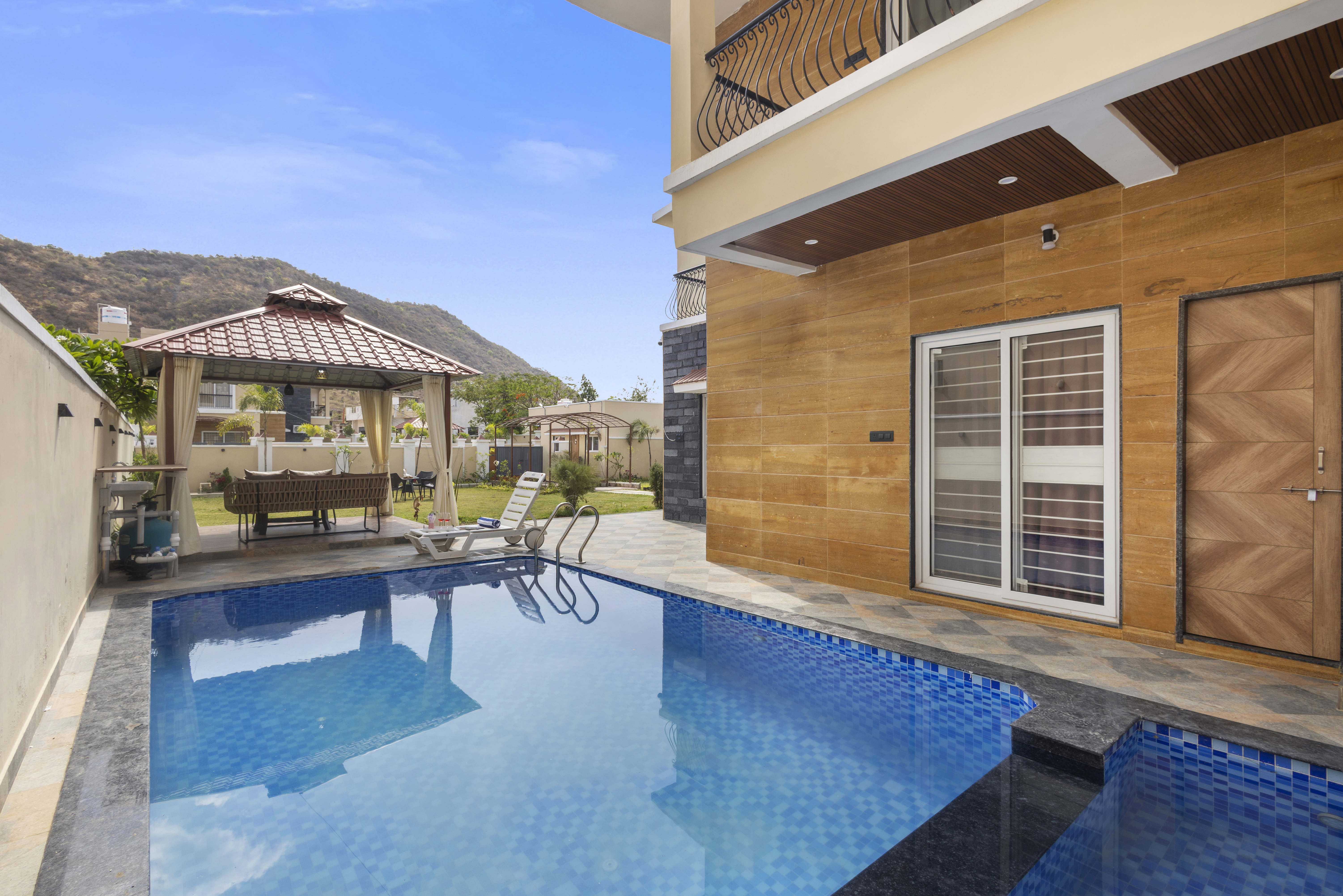 Casa Meraki - Country-Style 3-BHK Villa with Pool in Udaipur